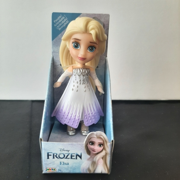 Disney | Toys | Disney Jakks Pacific Frozen Elsa Posable Mini Figure 35 ...